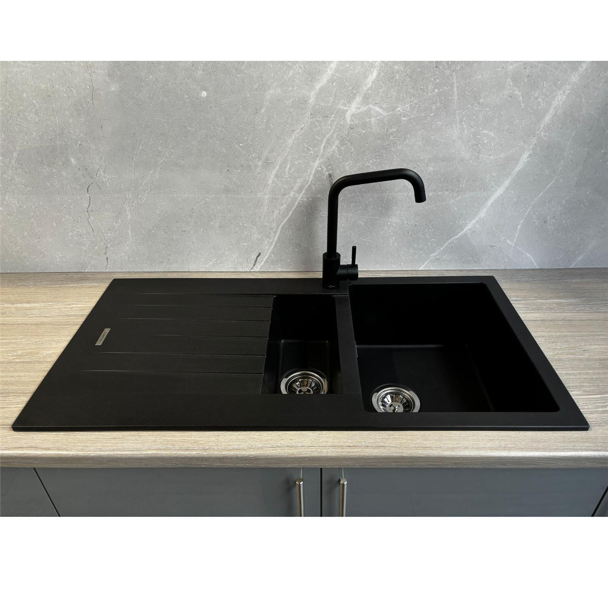 Liquida LG150BL 1.5 Bowl Granite Reversible Inset Black Kitchen Sink W
